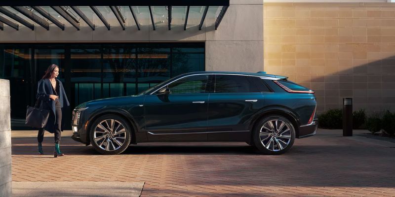 See the New Cadillac Lyriq in Bentonville, AR | Features Review